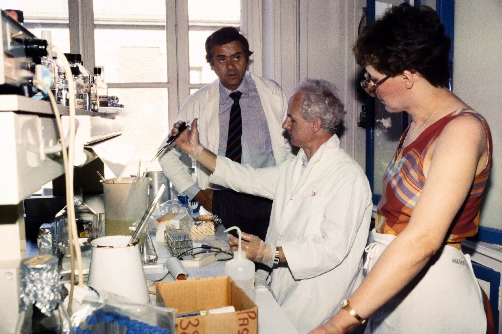 40 anos da Aids: “Os pacientes eram estigmatizados” lembra cientista ...